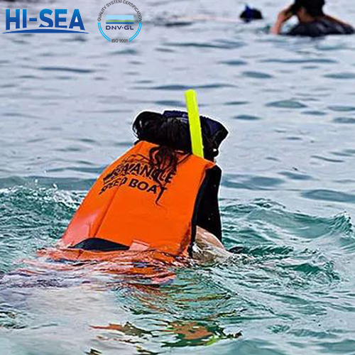 The different materials of life jackets