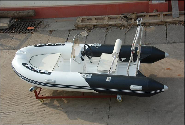Rigid Inflatable Boat with Center Console