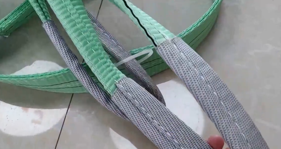Differences Between Polyester And Nylon Slings